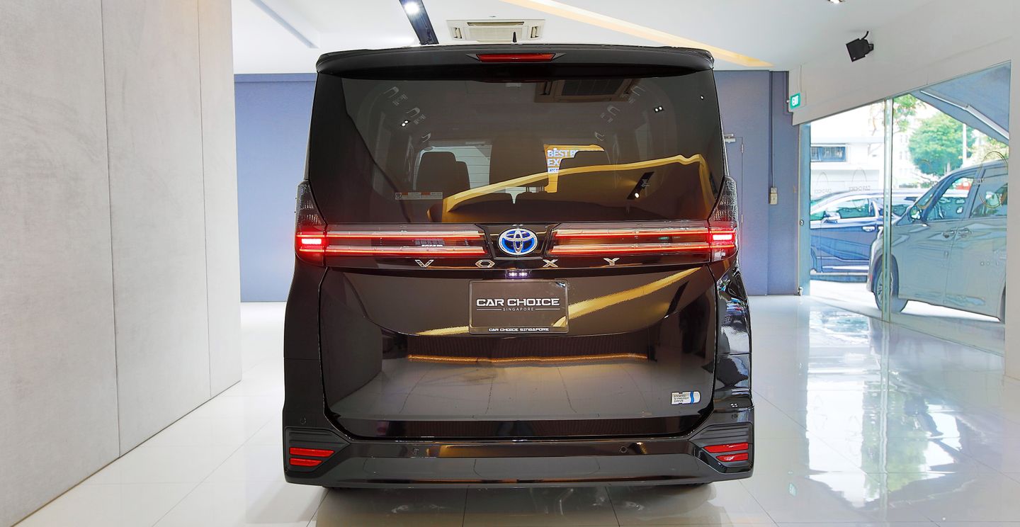 The New Toyota Voxy Hybrid | Car Choice Singapore
