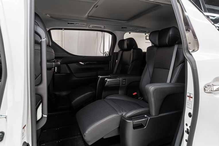 The New Toyota Alphard | Car Choice Singapore