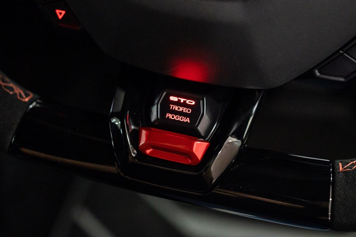 The New Lamborghini Huracán STO | Car Choice Singapore