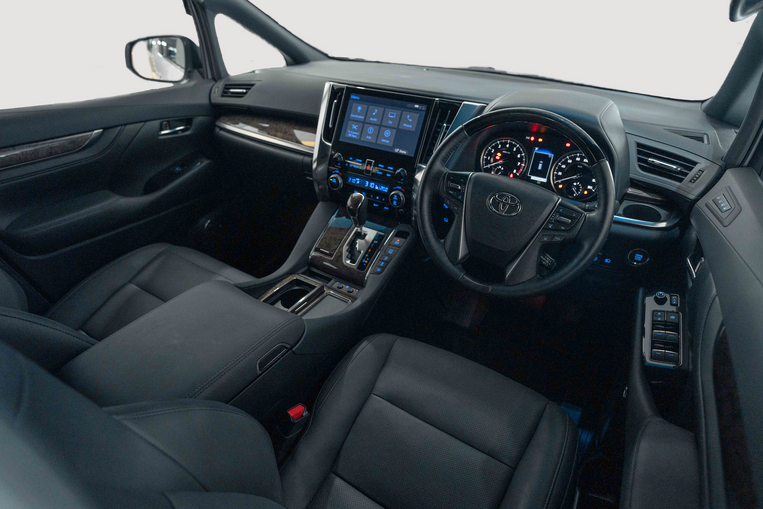 The New Toyota Alphard 3.5 Executive Lounge | Car Choice Singapore
