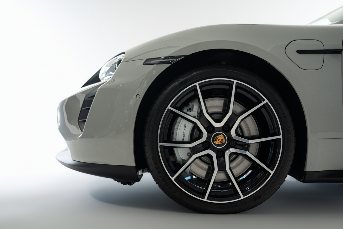 The New Porsche Taycan Sport Turismo | Car Choice Singapore