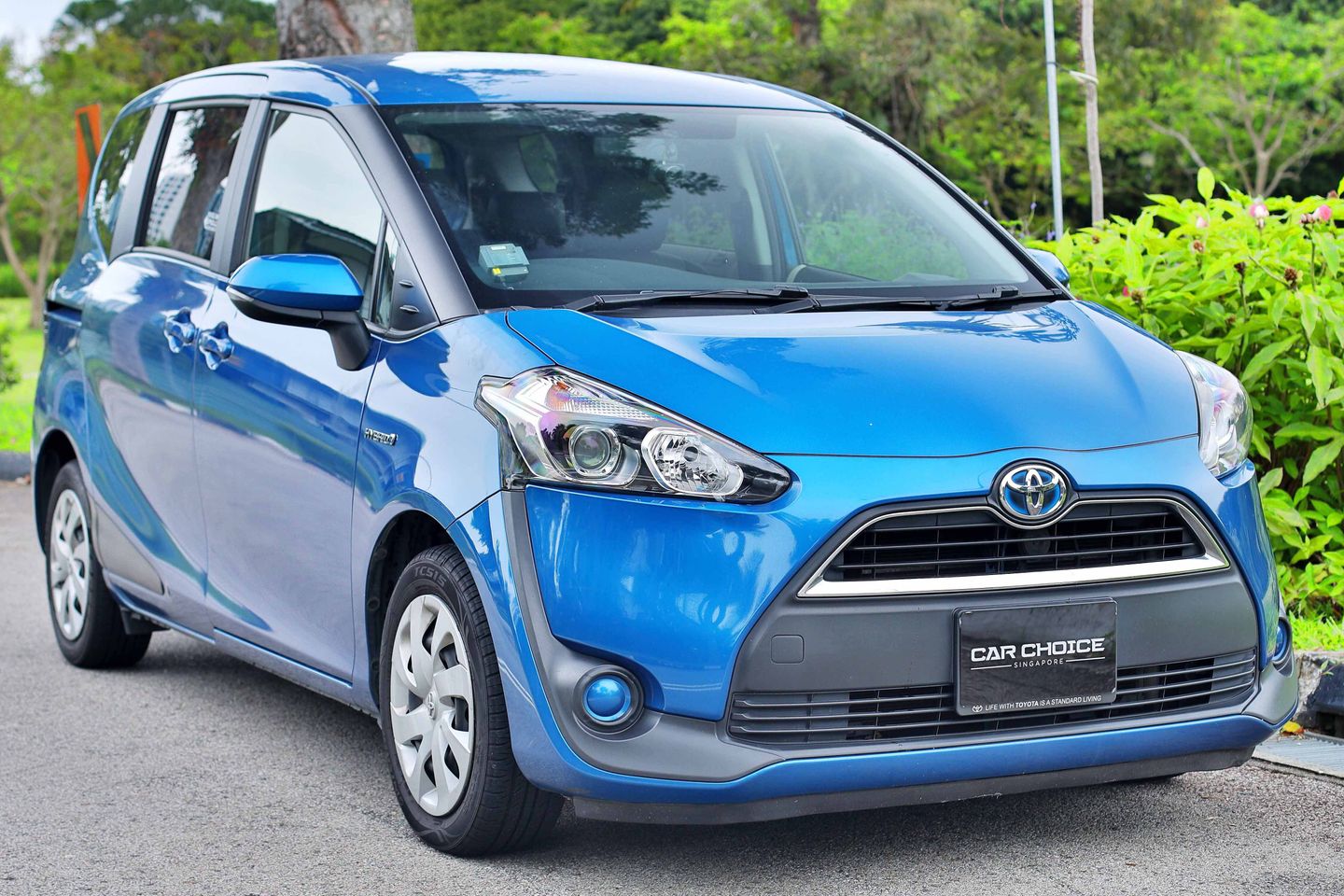 Certified Pre-Owned Toyota Sienta Hybrid 1.5 X | Car Choice Singapore