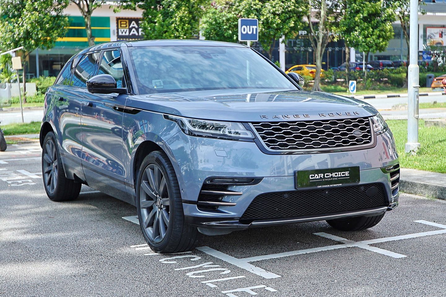 Certified Pre-Owned Land Rover Range Rover Velar 2.0A Si4 R-Dynamic HSE ...