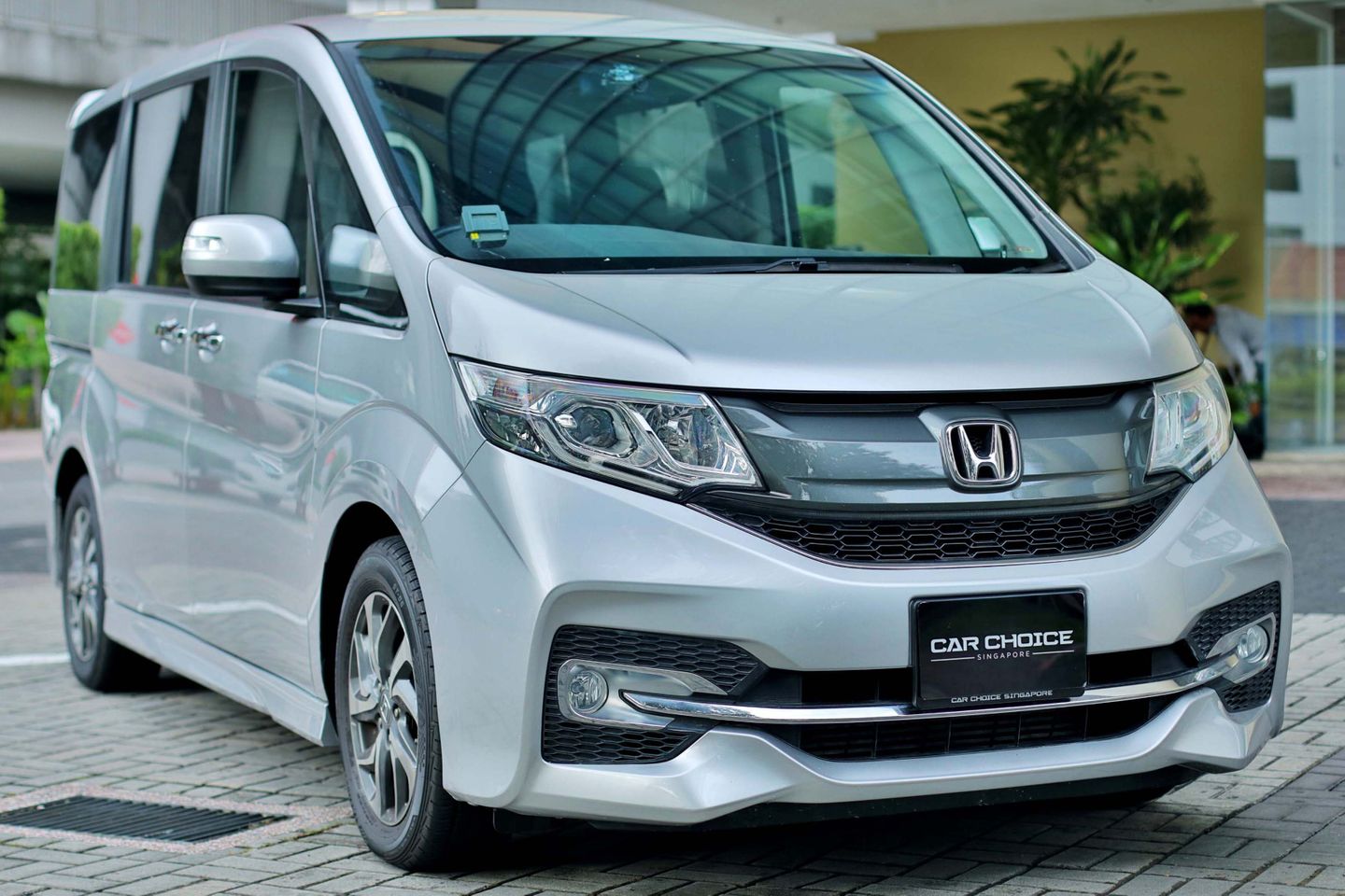 Certified Pre-Owned Honda Stepwagon 1.5 Spada | Car Choice Singapore