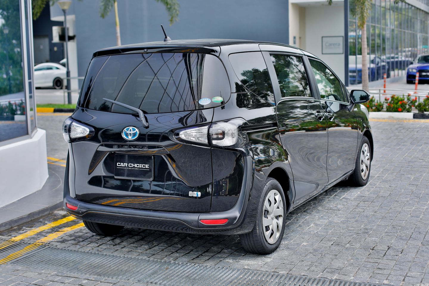 Certified Pre-Owned Toyota Sienta Hybrid 1.5 G | Car Choice Singapore