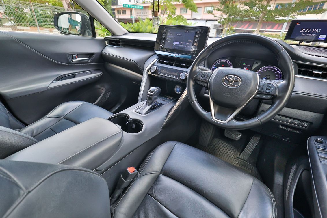 Certified Pre-Owned Toyota Harrier Hybrid 2.5A S | Car Choice Singapore