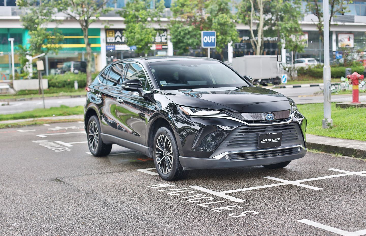 Certified Pre-Owned Toyota Harrier Hybrid 2.5A G | Car Choice Singapore