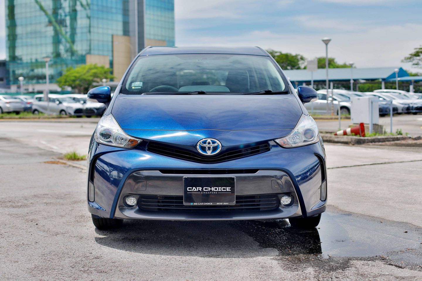 Certified Pre-Owned Toyota Prius Alpha Hybrid 1.8 S | Car Choice Singapore