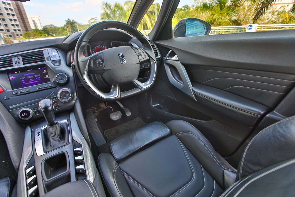 Certified Pre-Owned Citroen DS5 Diesel 1.6A BlueHDi EAT6 Panoramic Roof ...