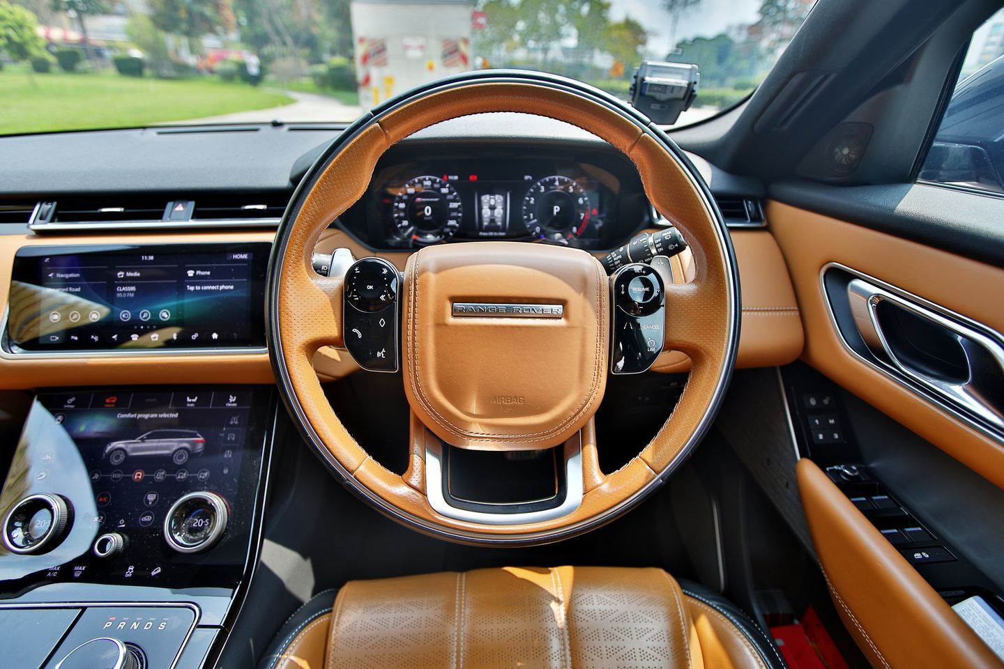 Certified Pre-Owned Land Rover Range Rover Velar 3.0A Si6 R-Dynamic ...