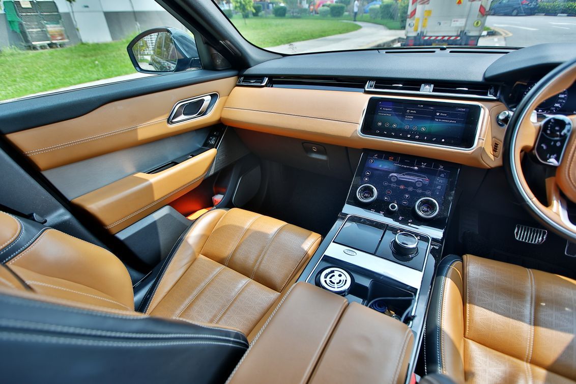 Certified Pre-Owned Land Rover Range Rover Velar 3.0A Si6 R-Dynamic ...