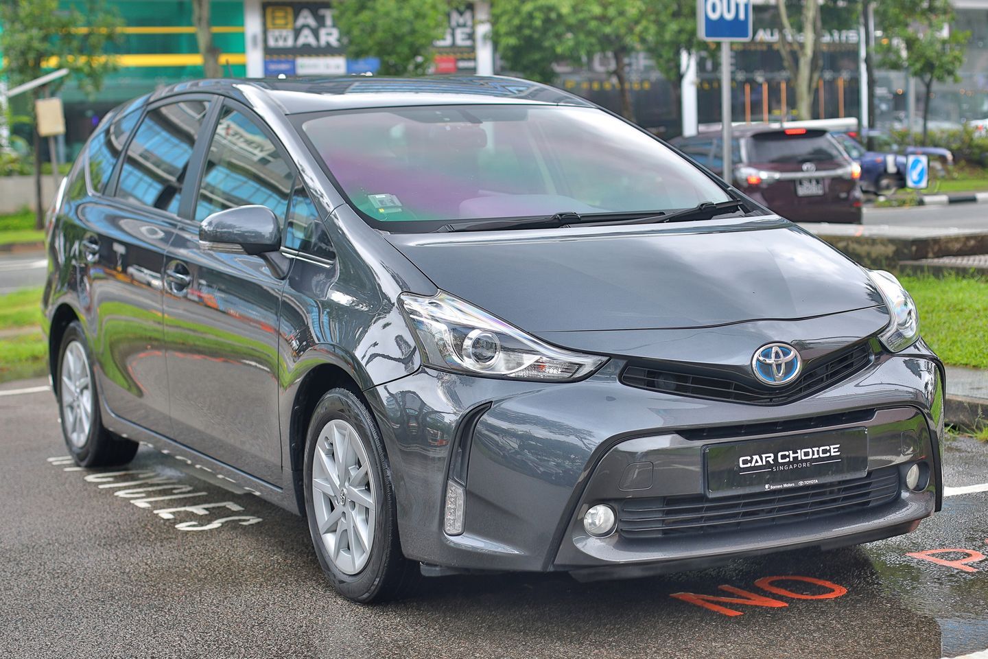 Certified Pre-Owned Toyota Prius Plus Hybrid 1.8A | Car Choice Singapore