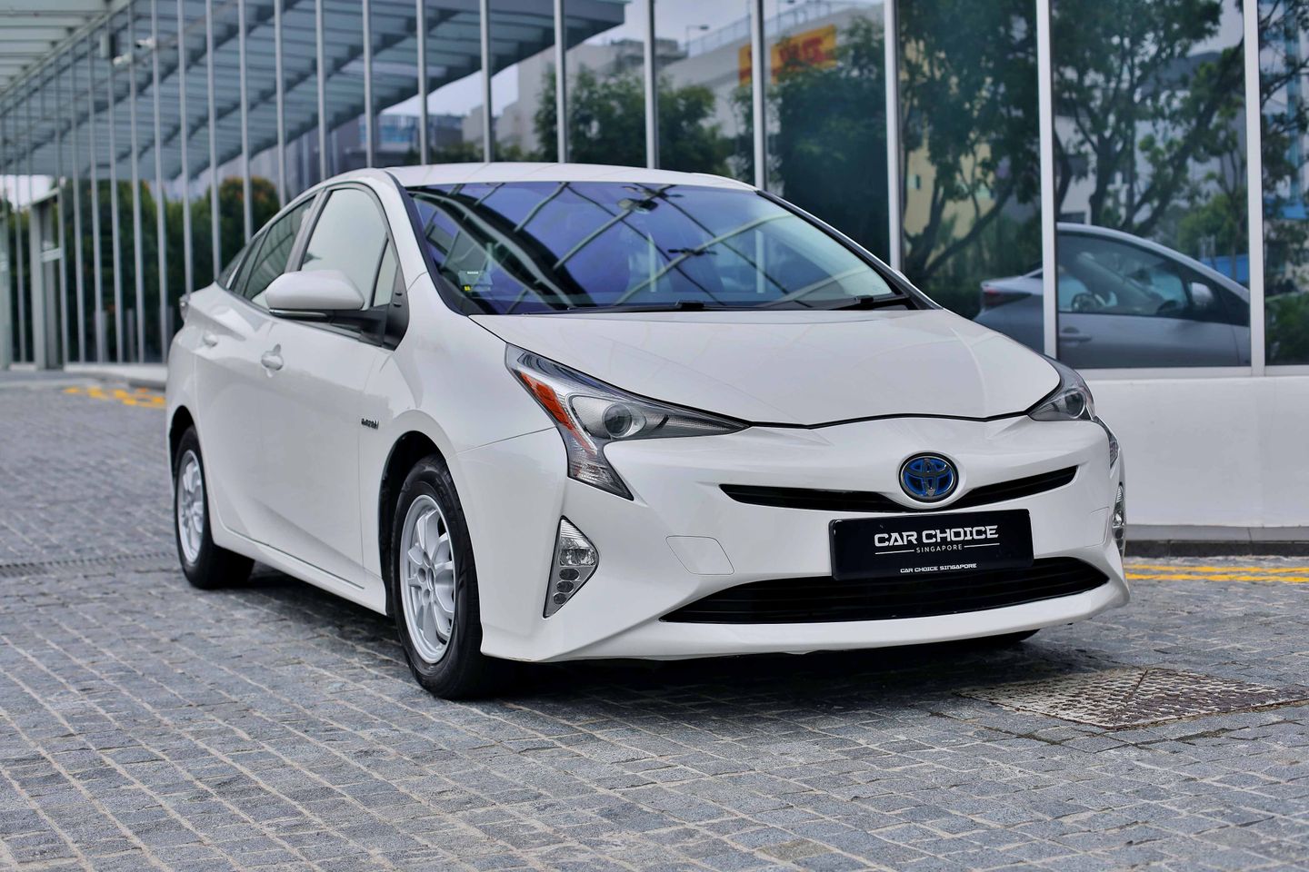 Certified Pre-Owned Toyota Prius Hybrid 1.8 S | Car Choice Singapore