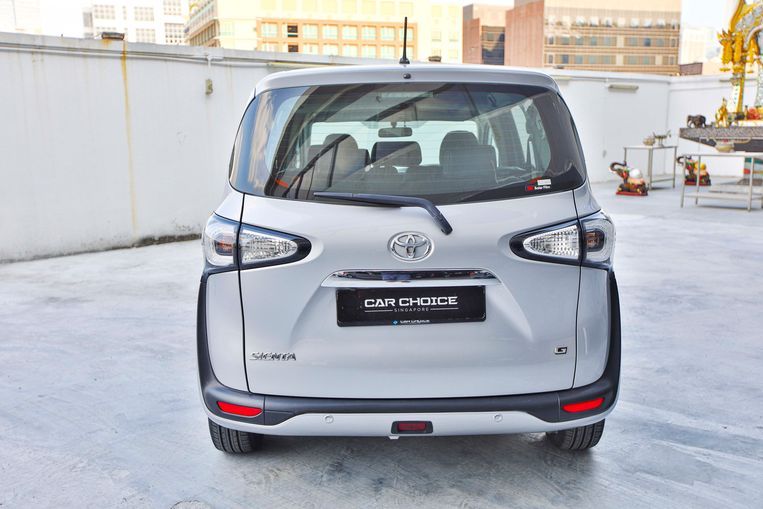 Certified Pre-Owned Toyota Sienta 1.5A Standard | Car Choice Singapore
