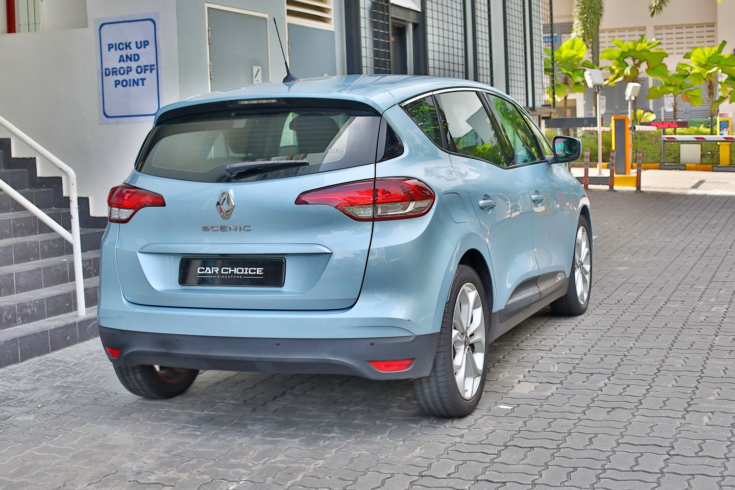 Certified Pre-Owned Renault Scenic Diesel 1.5 dCi | Car Choice Singapore