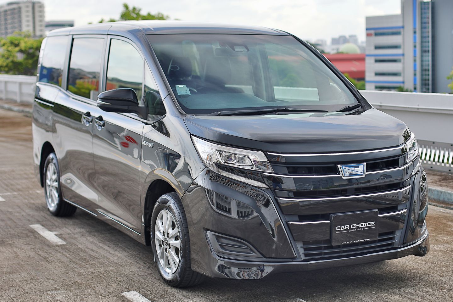 Certified Pre-Owned Toyota Noah Hybrid 1.8A X | Car Choice Singapore