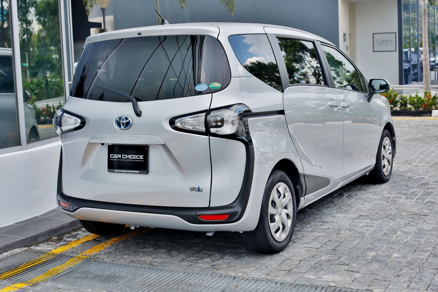 Certified Pre-Owned Toyota Sienta Hybrid 1.5 G | Car Choice Singapore