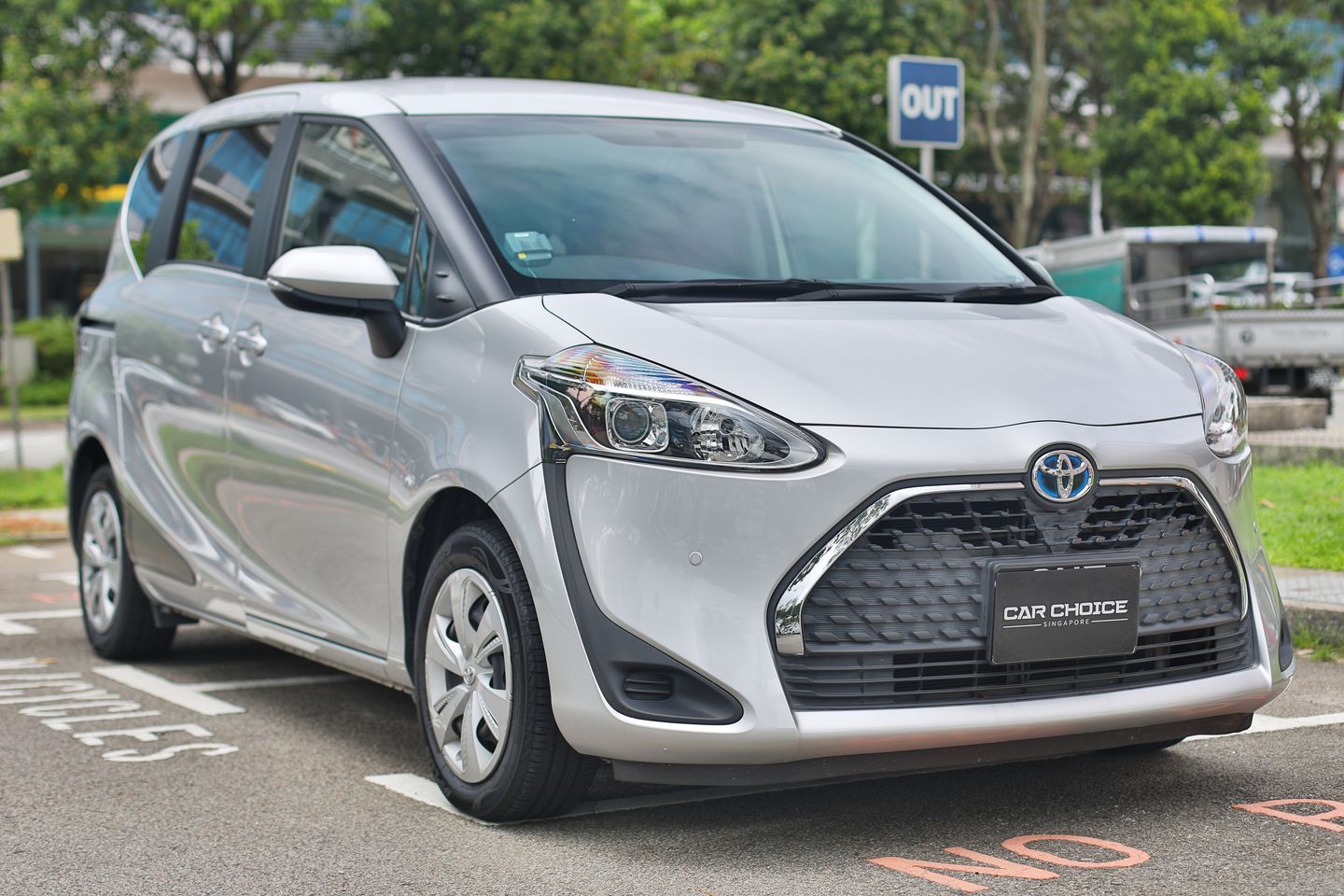 Certified Pre-Owned Toyota Sienta Hybrid 1.5A X | Car Choice Singapore